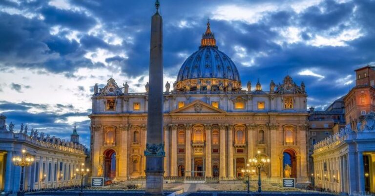 What Is Baroque Architecture? Style, Art & Examples