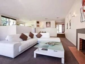 Home of Messi: Minimalism, Family, and Football in One Space