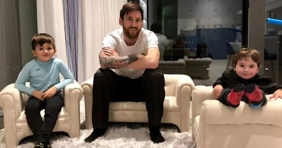 Home of Messi: Minimalism, Family, and Football in One Space